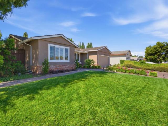 1040 Cassia Way