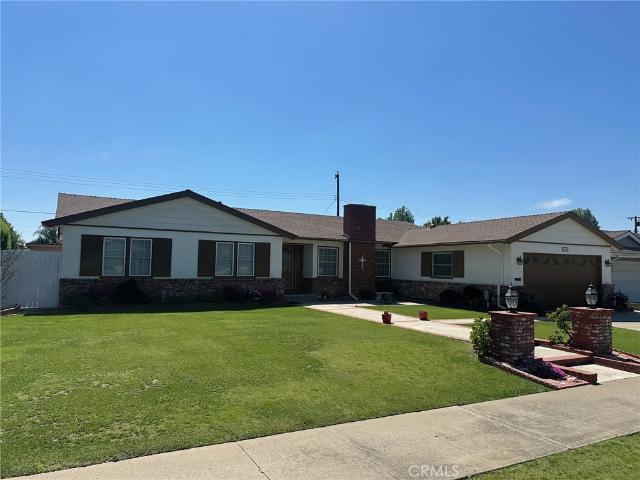 1040 E Del Mar Ave, Orange, CA 92865 | MLS #OC26064 | Compass