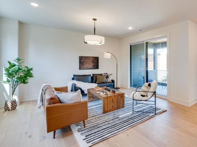 1040 E Trinity Ln Unit 8, Nashville, TN 37216