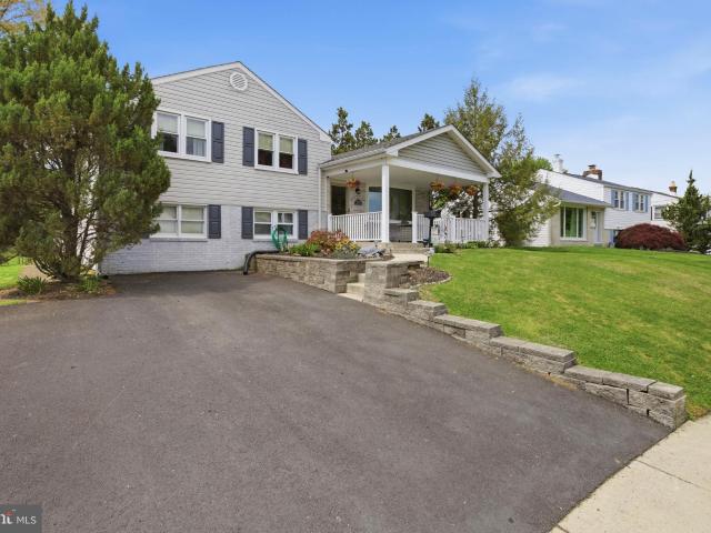 1040 Eisenhower Ave, Woodlyn, PA 19094 | MLS #PADE2113 | Compass