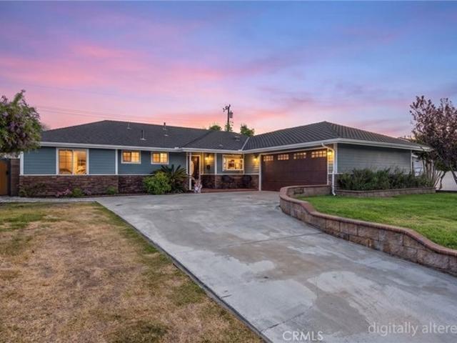 1040 El Mirador Dr, Fullerton, CA 92835