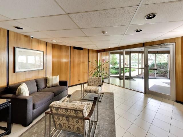1040 Erie Street # 505