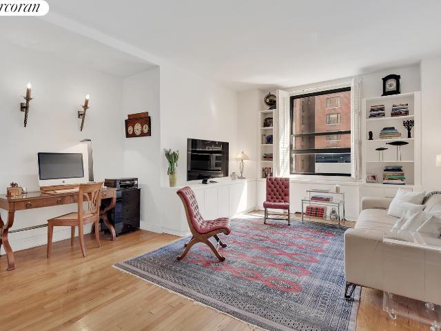 1040 Park Avenue, New York, NY