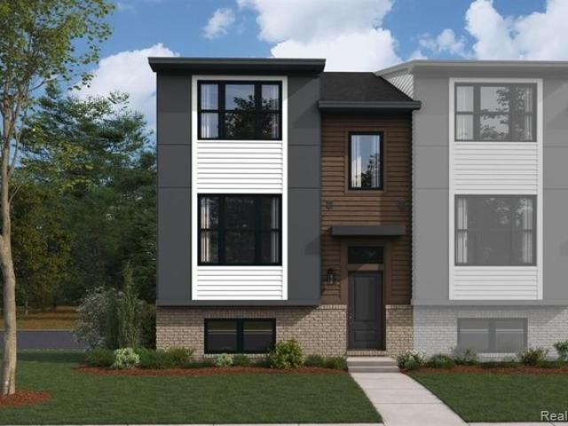 1040 Pine Tree Ln, Troy, MI 48085