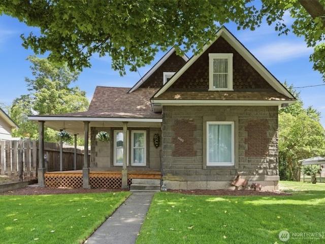 1040 Pomona St, Walla, WA 99362