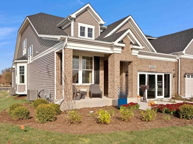 1040 Quarry Ct Unit 15, Carol Stream, IL 60188