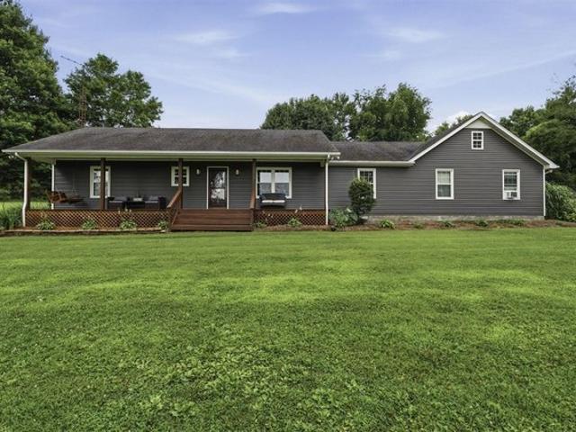 1040 Rapids Rd, Franklin, KY 42134