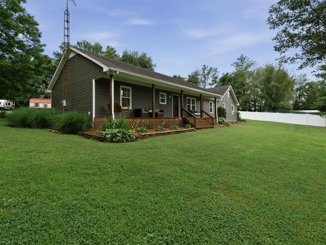 1040 Rapids Road