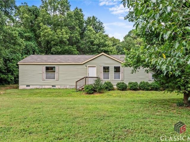 1040 River Woods Dr, Madison, GA 30650