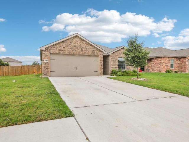 1040 Riverdale Cv