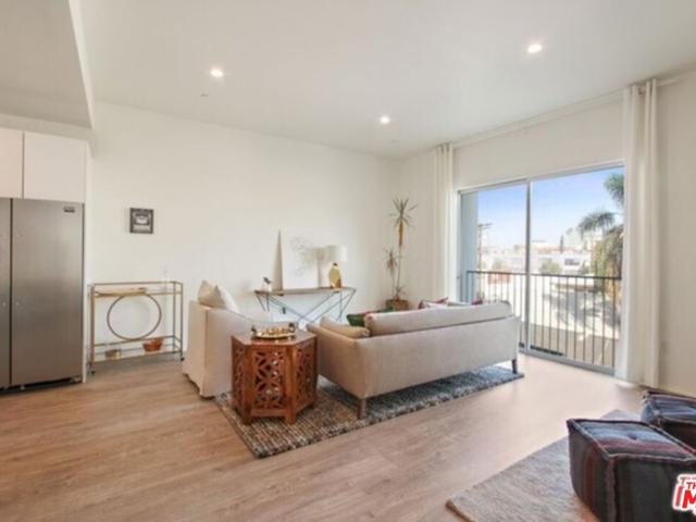 1040 S Mariposa Avenue F203