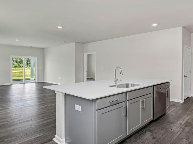 1040 Salient Court