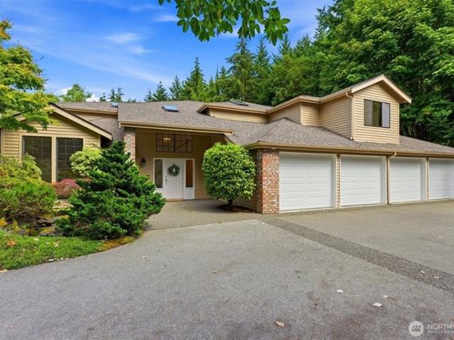 1040 th Street Ct NW, Gig Harbor, WA 98335