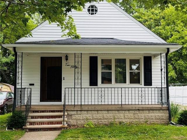 1040 W 18th St, Lorain, OH 44052