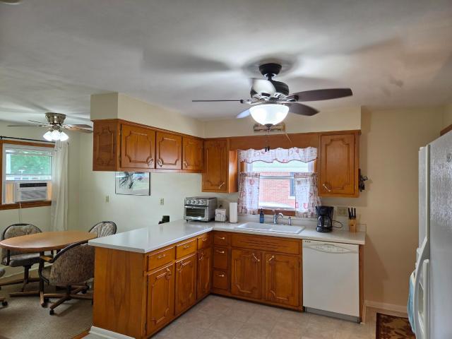 1040 W 36TH Street