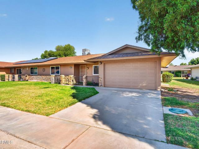 10413 w roundelay circle