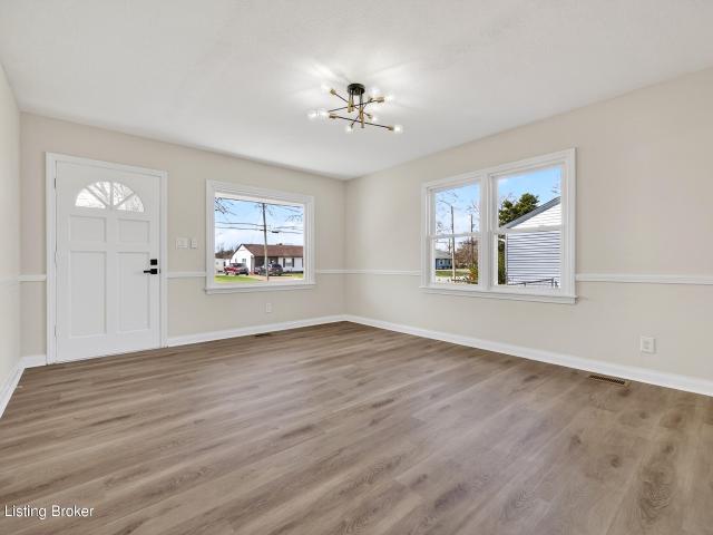 10413 Grafton Hall Rd