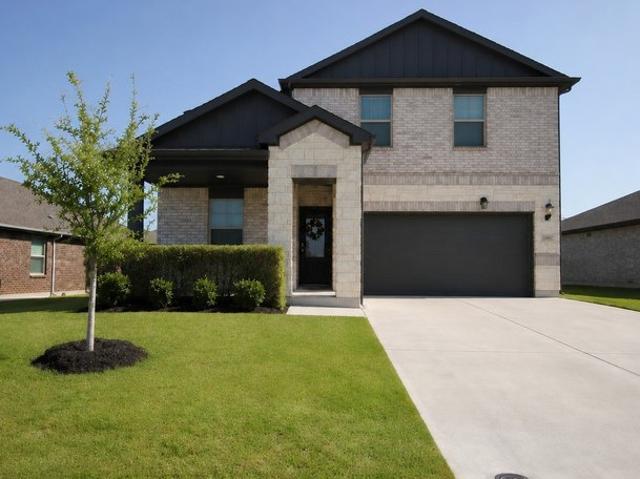 10413 Potawatomi Ln, Fort Worth, TX 76179
