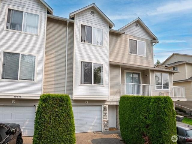 10410 Holly Dr Apt E, Everett, WA 98204