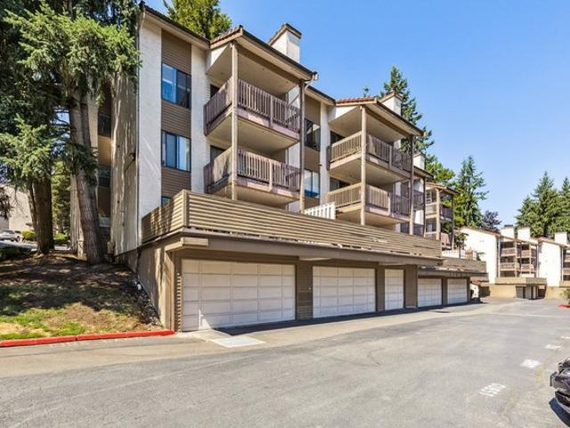 10410 NE 32nd Pl Apt D103, Bellevue, WA 98004