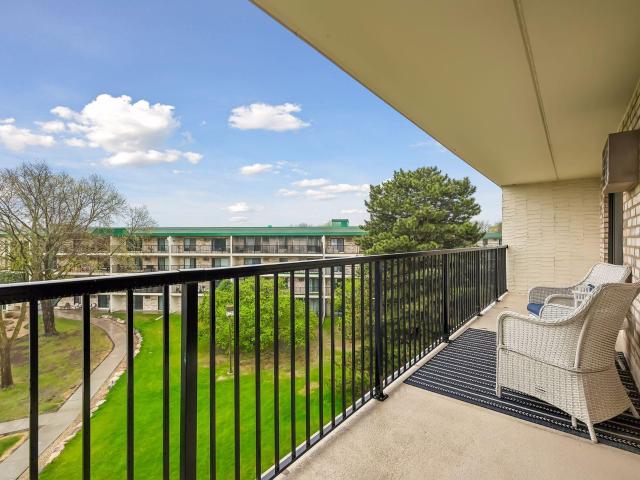 10411 Cedar Lake Road # 515