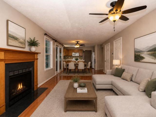 10412 Labrador Loop