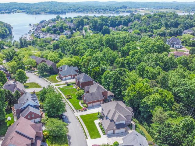 10412 Meadow Ridges Lane