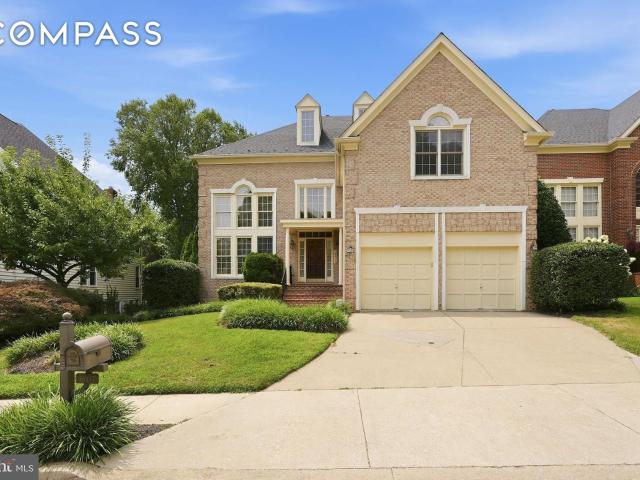 10417 Snow Point Dr, Bethesda, MD
