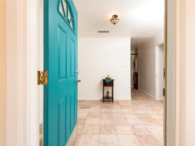 10416 Clybourn Ave, Shadow Hills, CA 91040 | MLS #SR26095