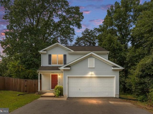 10416 Hillside Ln, Fredericksburg, VA 22408