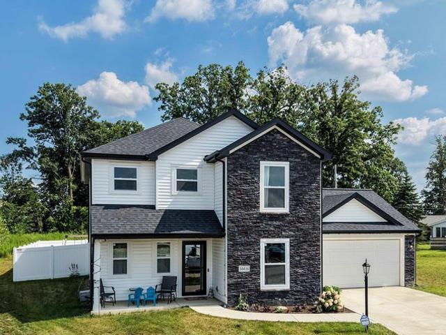 10416 Silver Rock Chase Blvd, New Haven, IN 46774