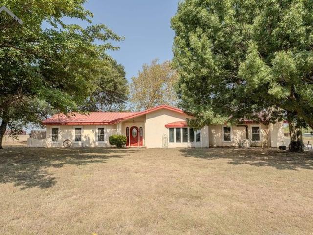 10418 FM 2393, Dean, TX 76305