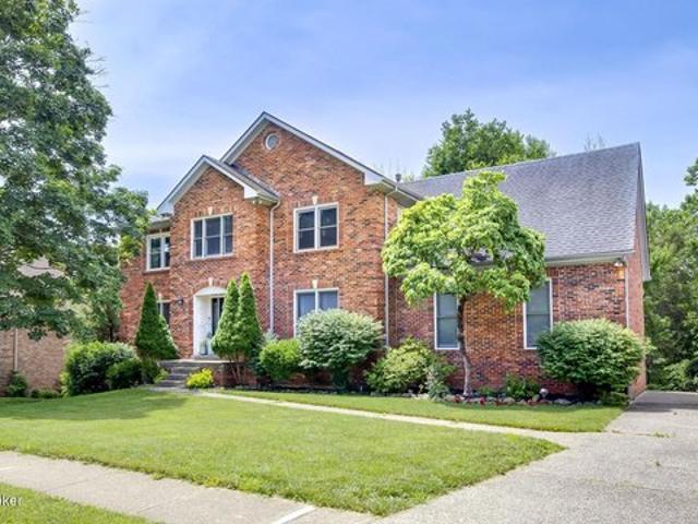 10418 Glenmary Farm Dr, Louisville, KY 40291