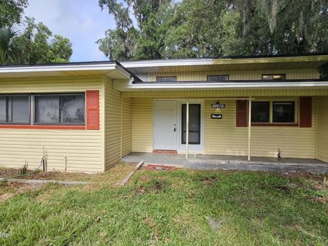 10418 Loyola Dr N, Jacksonville, FL 32218