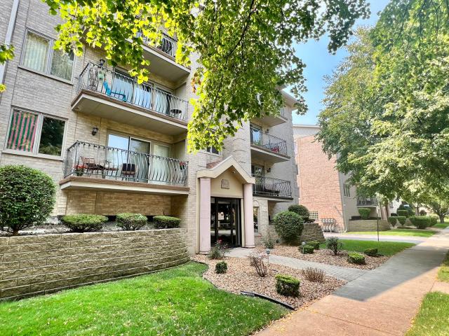 10418 S Keating Avenue # 3A