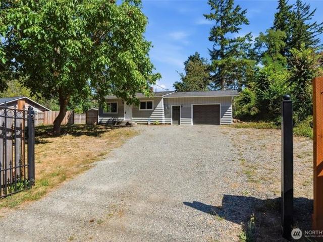 1041 Mitchell Ave, Port Orchard, WA 98366