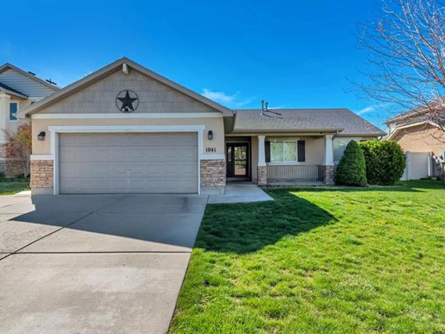 1041 Ascot Dr, North Salt Lake, UT 84054