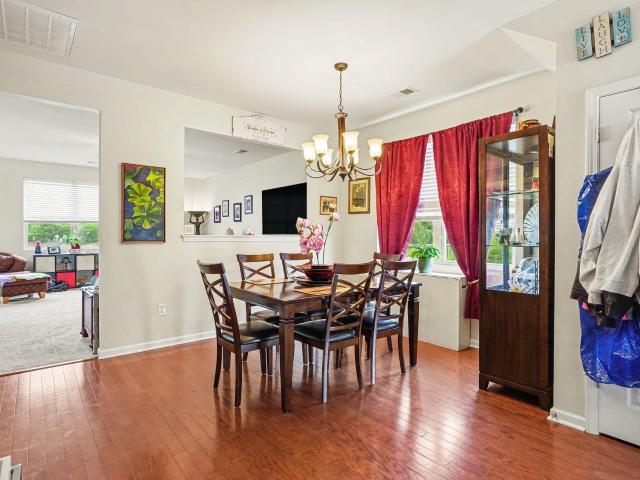 1041 Balmore Dr
