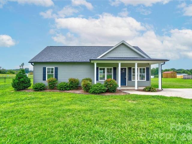 1041 Cleveland Ave, Grover, NC 28073
