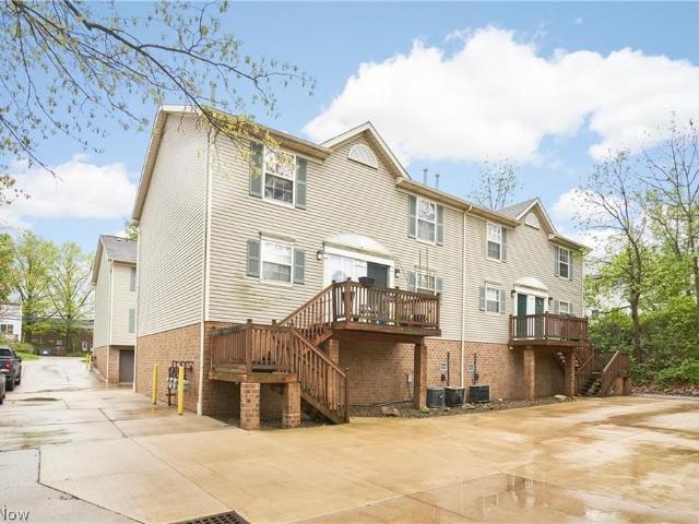 1041 Clyde Avenue