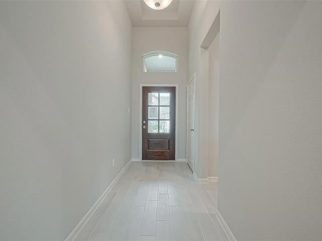 1041 Comal Trl, Dayton, TX