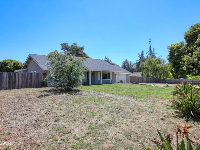 1041 Evergreen Way, Nipomo, CA 93444 | MLS #26000