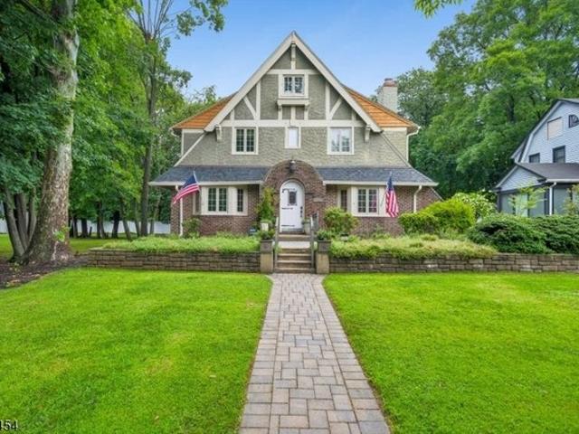 1041 Kenyon Ave, Plainfield, NJ 07060