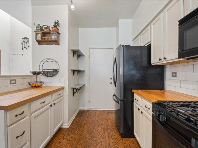 1041 PARK HILL Circle # 1041