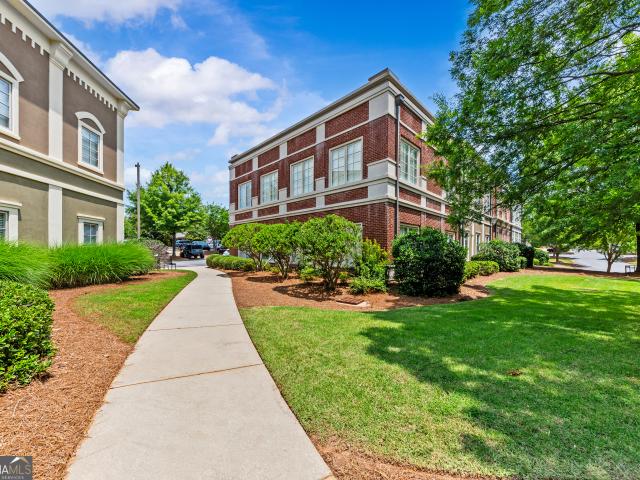 1041 Parkside Commons 101