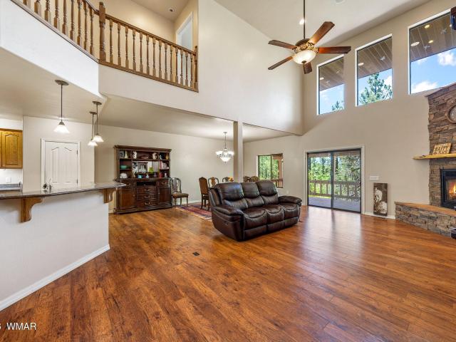 1041 Pine Oaks Drive