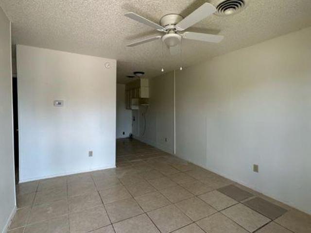 1041 Presidio Drive