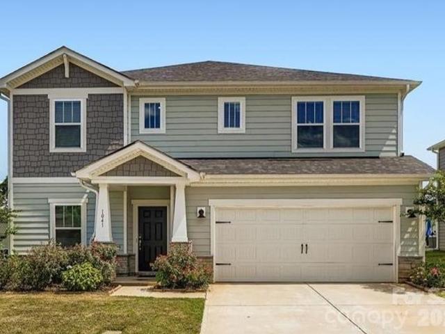 1041 Red Apple St, Monroe, NC 28110