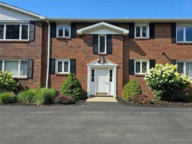 1041 Reserve Rd Apt 7, Buffalo, NY 14224