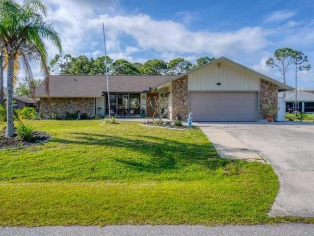 1041 Schooner Ln, Englewood, FL 34224